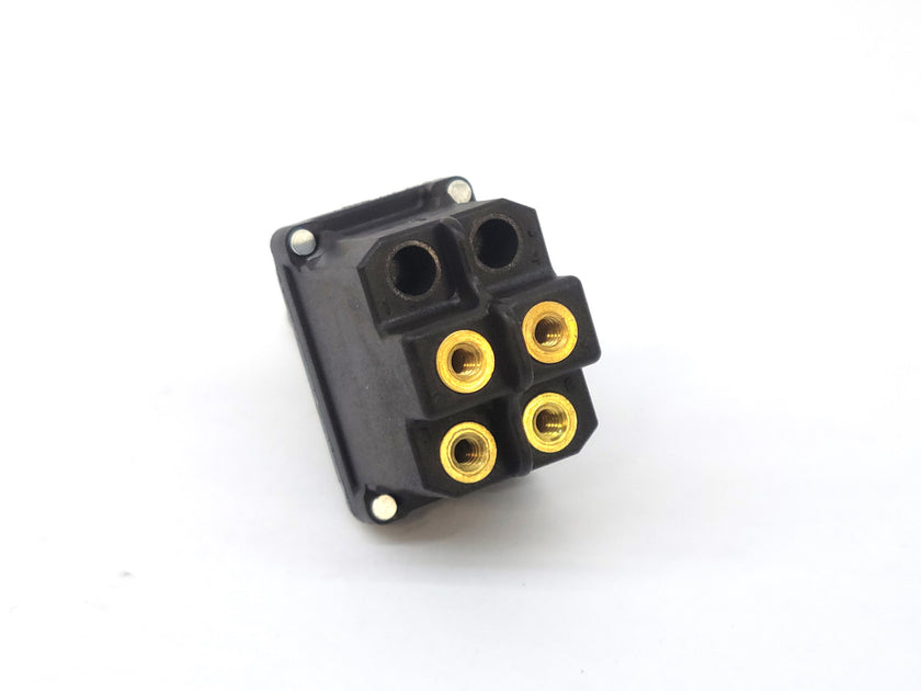 Waterproof 4 Pole Toggle Switch – Proloom Motorsport