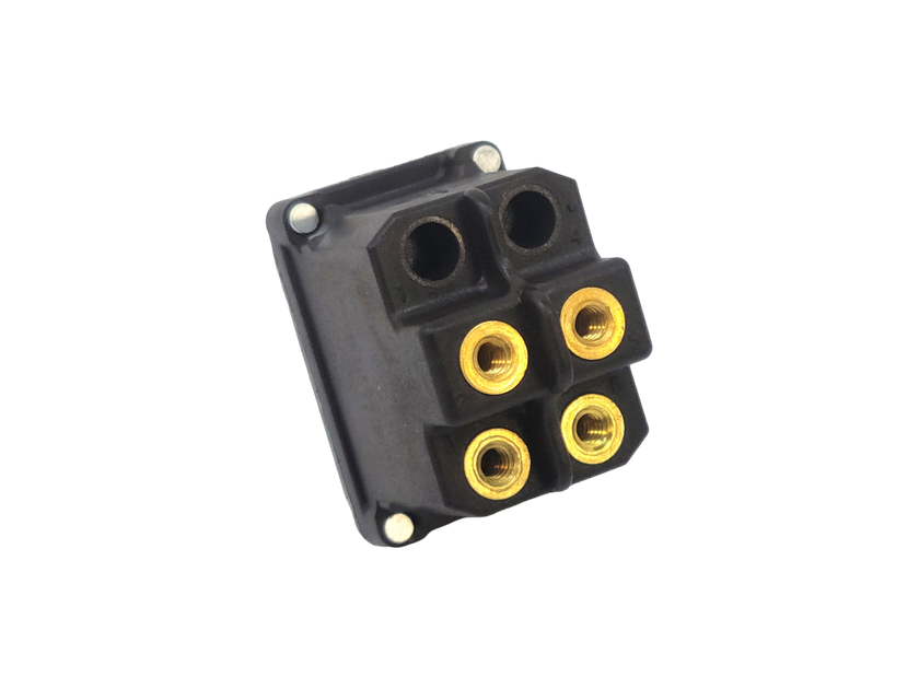 Waterproof 4 Pole Toggle Switch – Proloom Motorsport